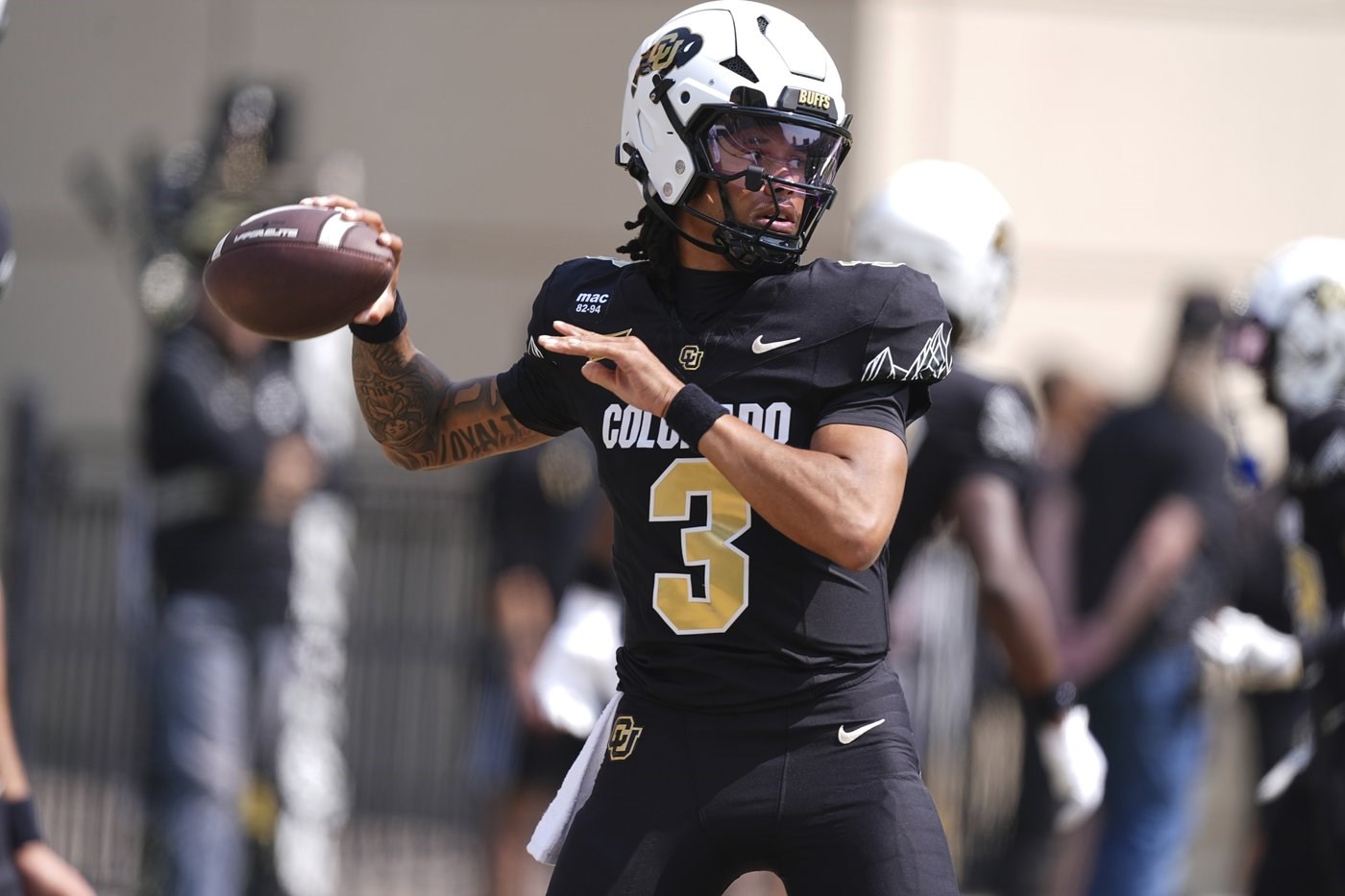 Ryan Staub leads rotation of Colorado quarterbacks, throws 2 TD passes ...