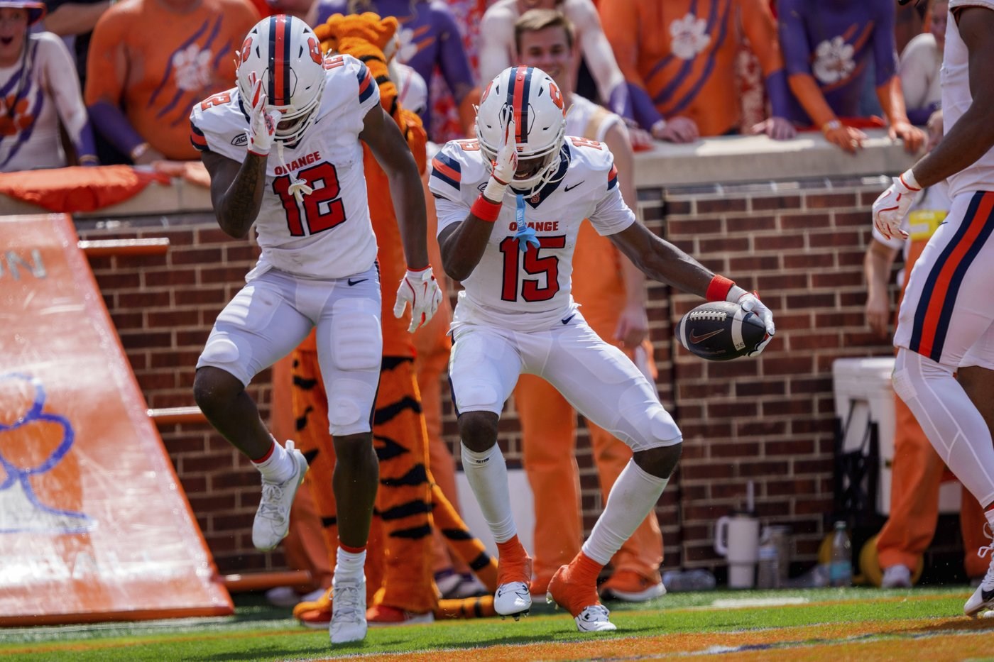 Angeli, Syracuse upset Clemson 34-21; Dabo Swinney off to worst start ...